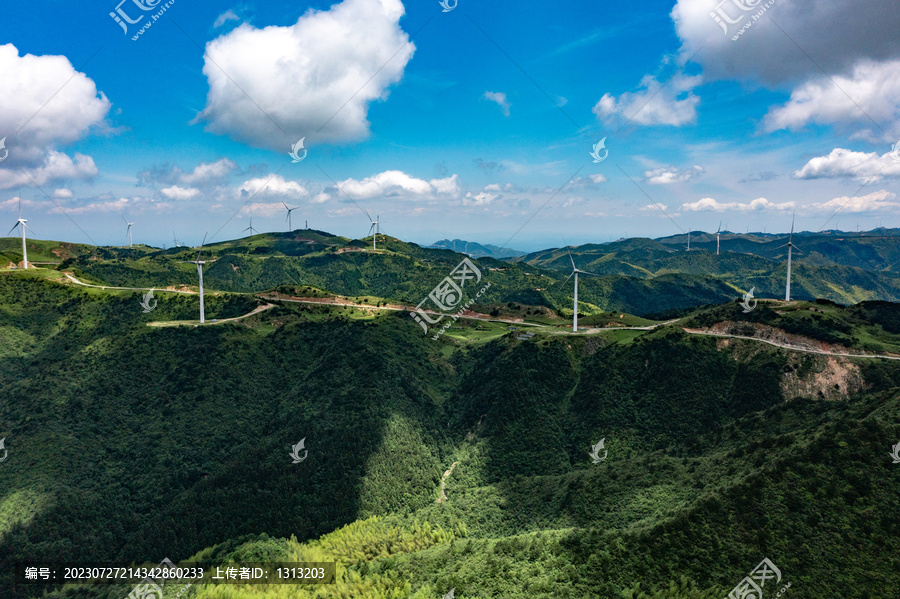 航拍湖南郴州仰天湖大草原天空云彩自然风景摄影素材汇图网